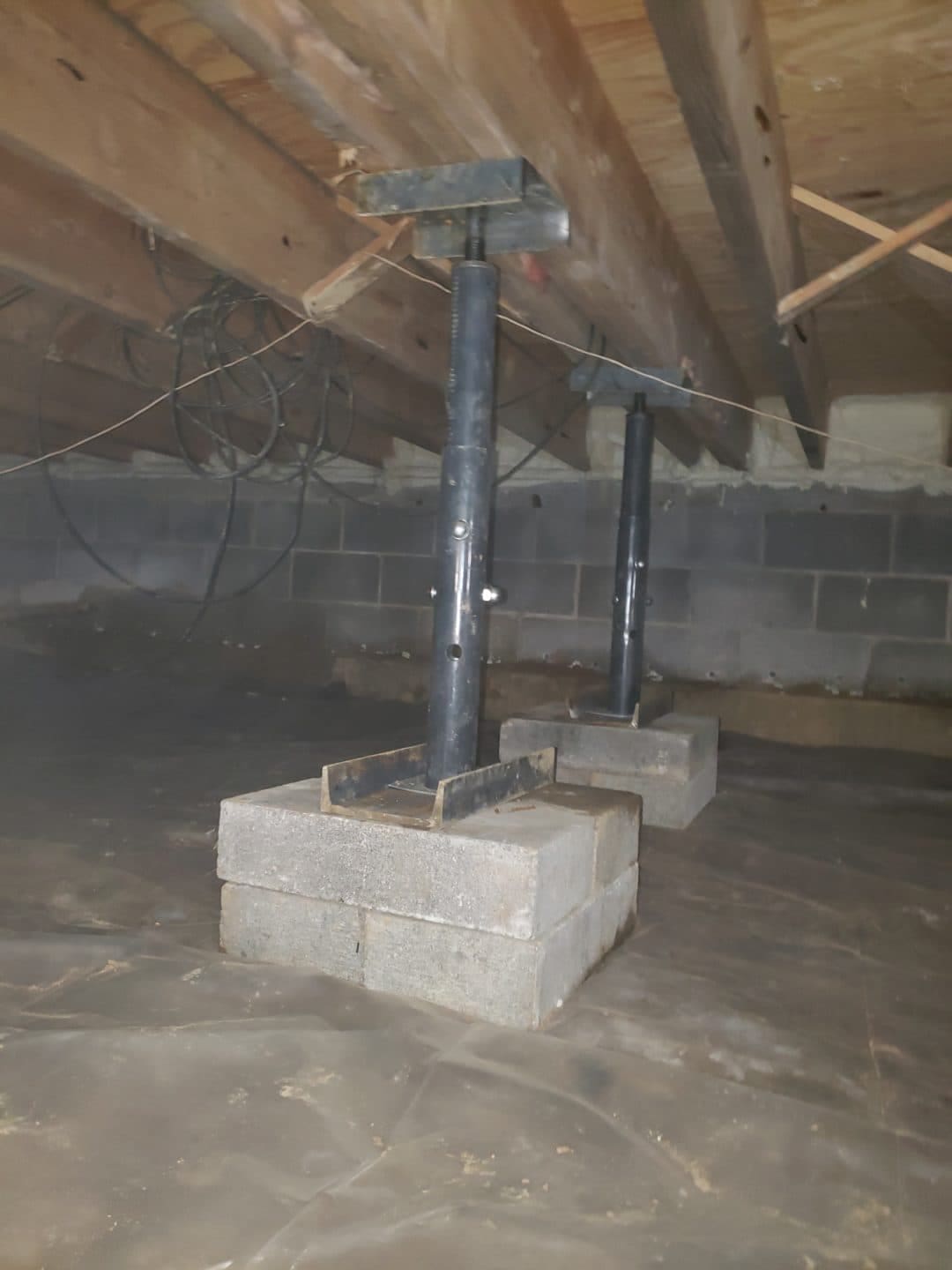 How to Fix Sagging Crawl Space Insulation - Acculevel Foundation Repair ...