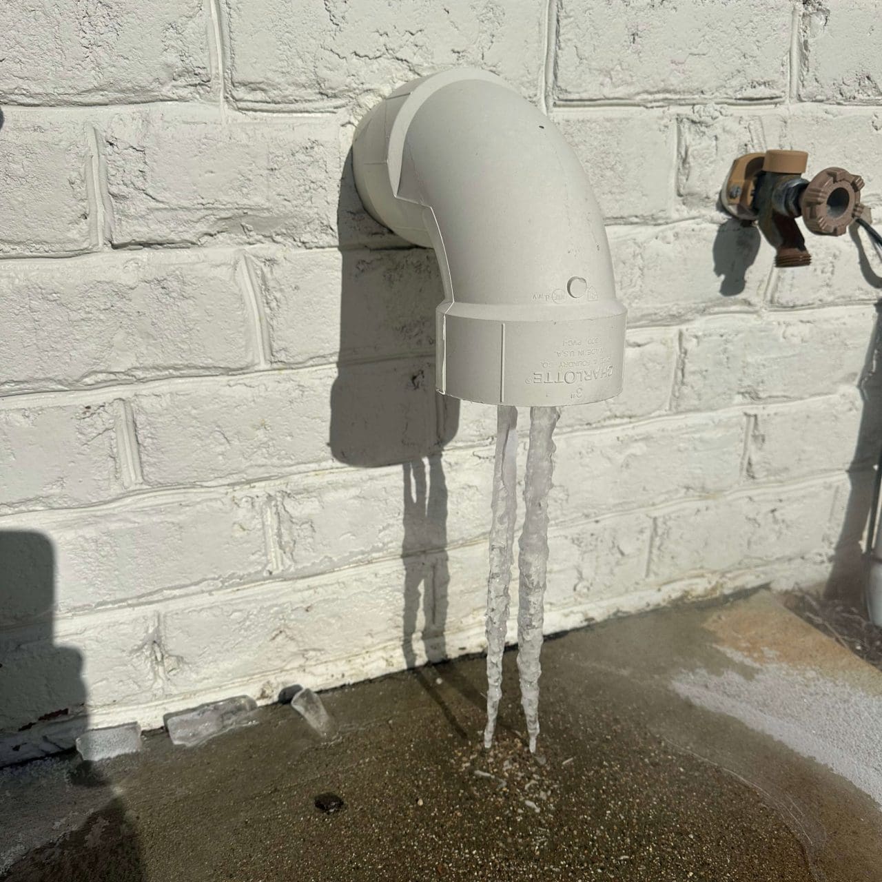 How to Keep Sump Pump Discharge from Freezing - How to Prevent Sump Pump Pipe or Sump Pump Hose ...